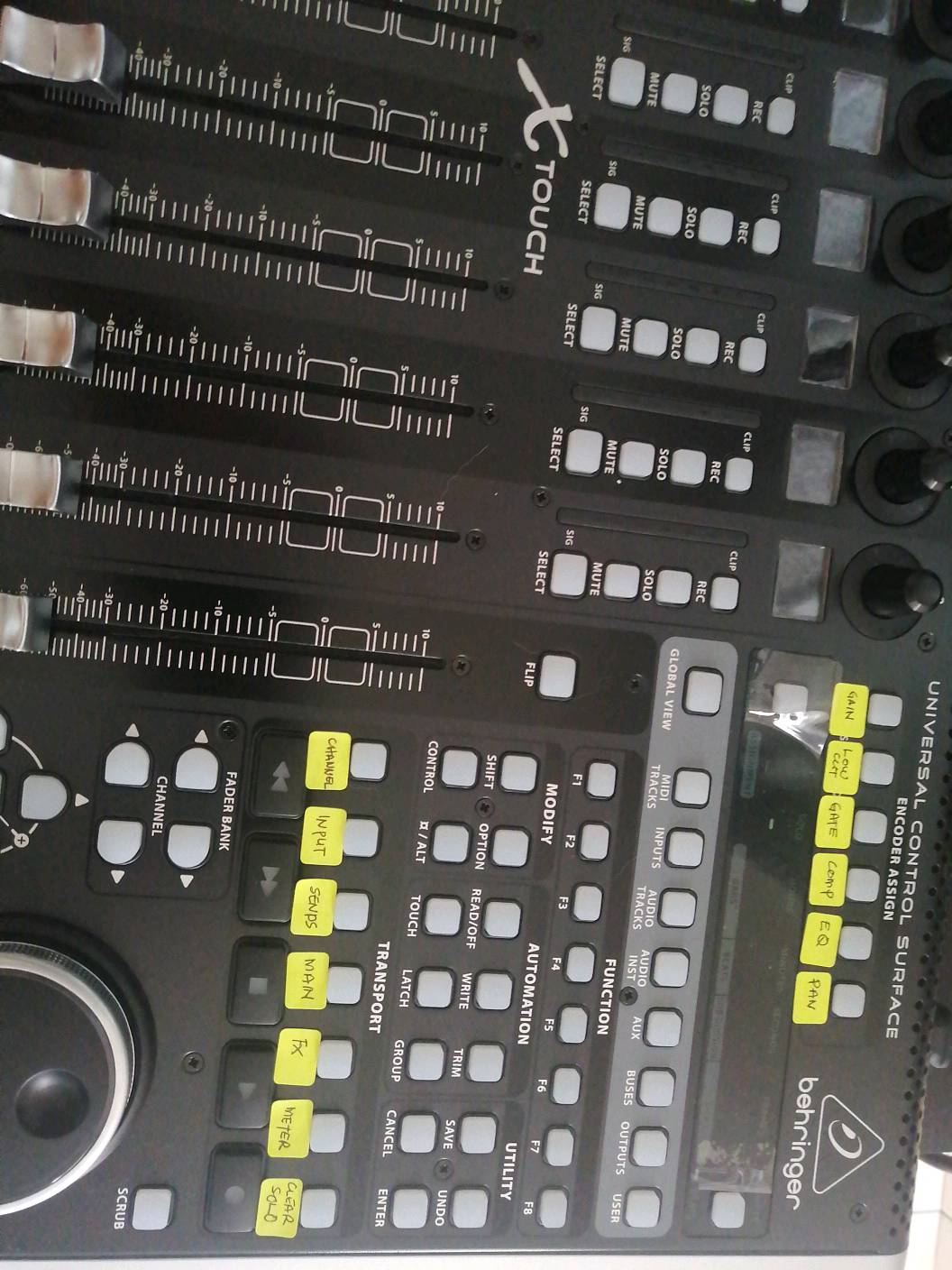 Behringer X-Touch Universal Control Surface